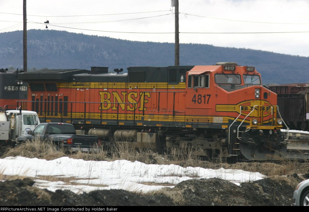 BNSF 4817
